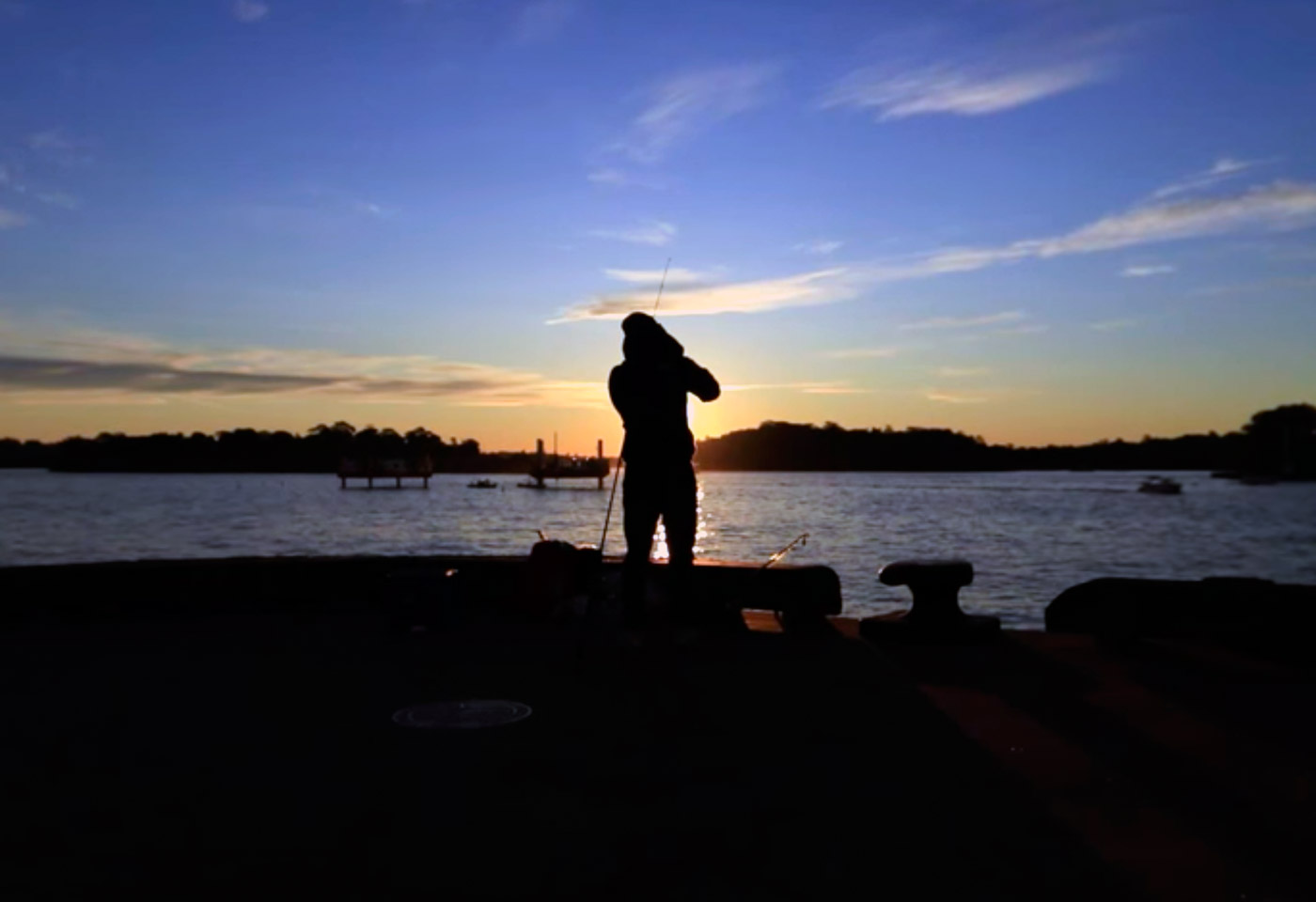 Learn how to Photograph Beautiful Sunsets | Canon Australia