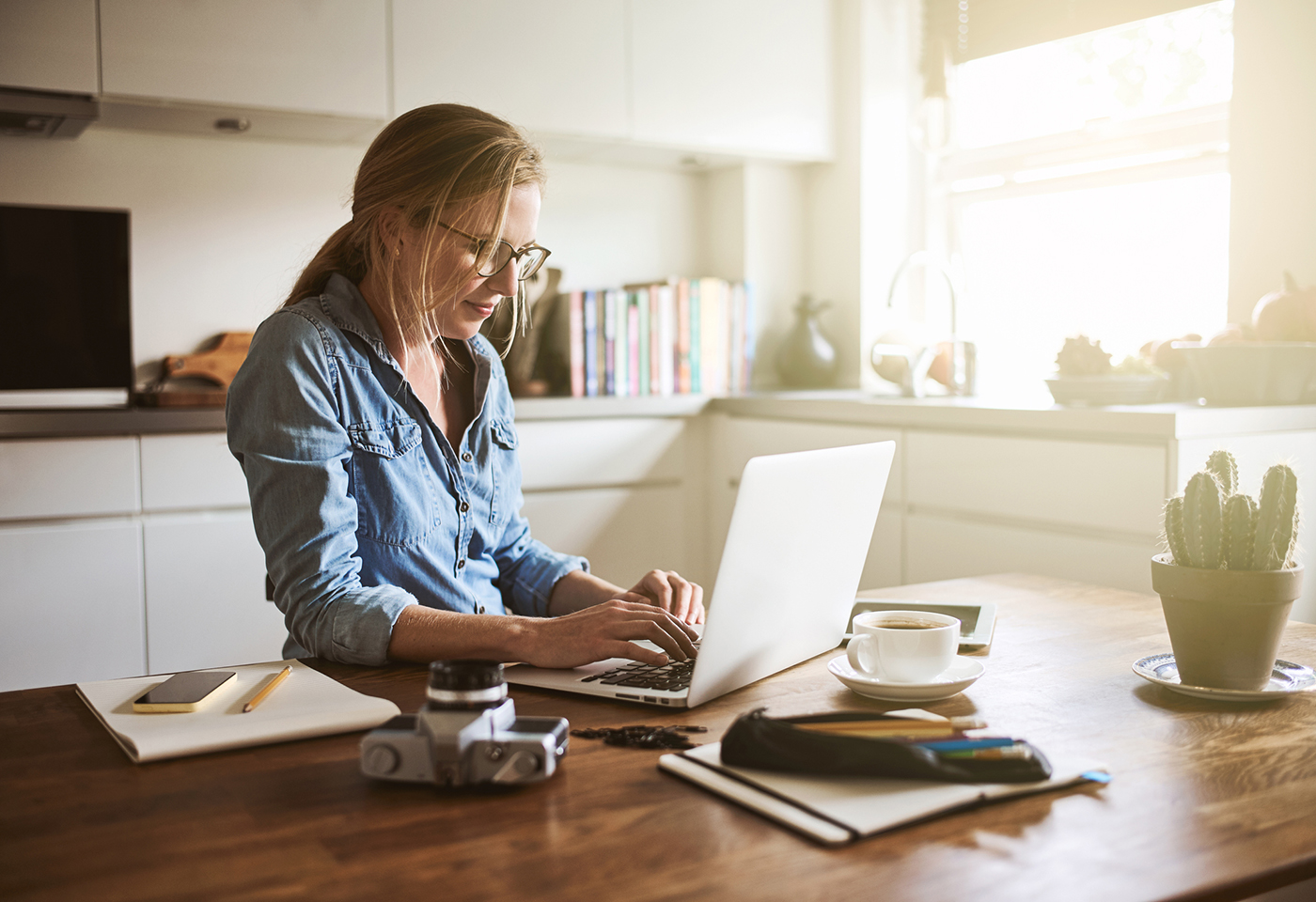 The remote-working survival guide | Canon Australia