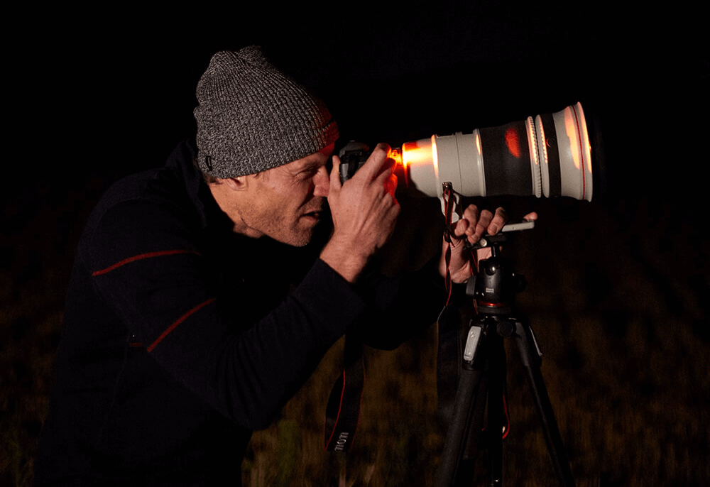 Dr. Chris Brown: An Astrophotography Journey with EOS R | Canon Australia